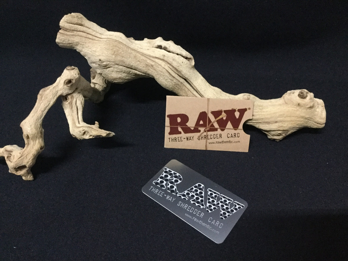 Raw Shredder Card – Marea PR